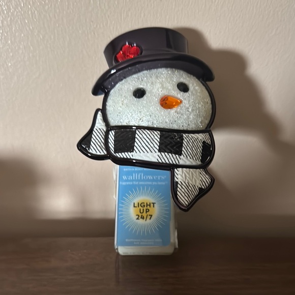 Bath & Body Works | Other | Bath Body Works Snowman Wallflower Plug ...